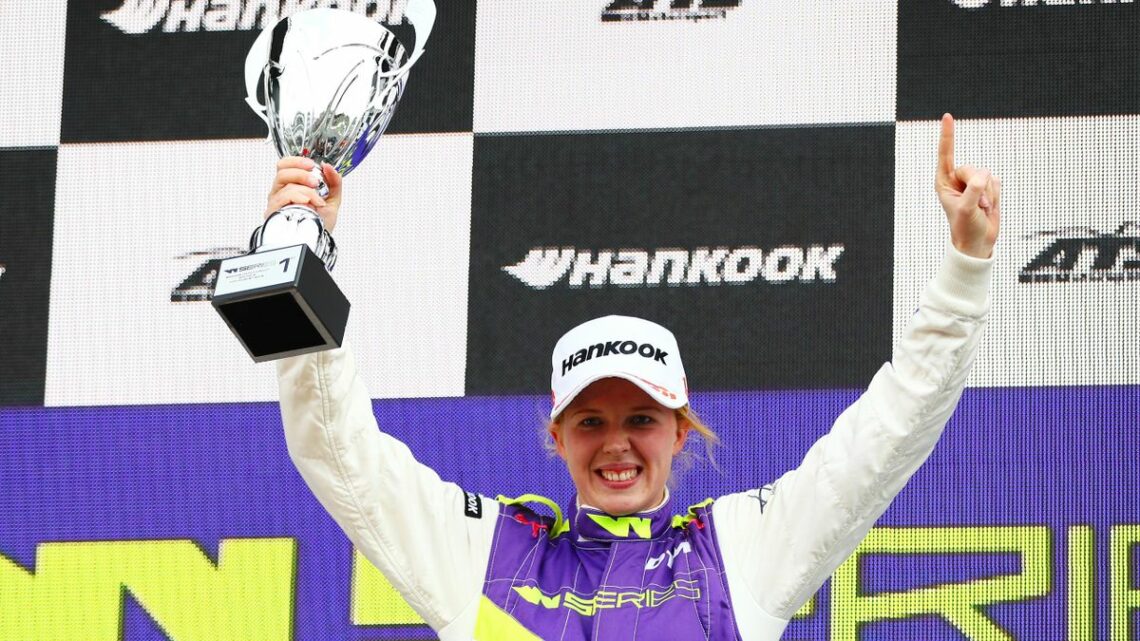 Alice Powell joins Formula E with Virgin Racing - Green Racing News